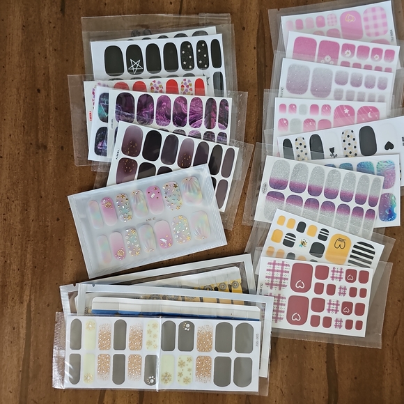 Makeup | Assorted Nail And Toe Nail Strips Black Pink Purple Gold 19 ...